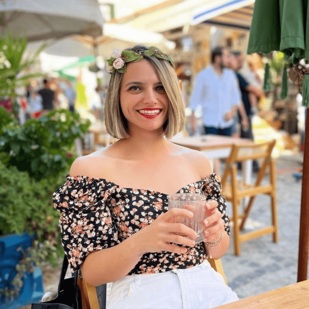 Eda Ulus Görgülü - Reformer Pilates Seansı - Türkiye'nin En Büyük ...